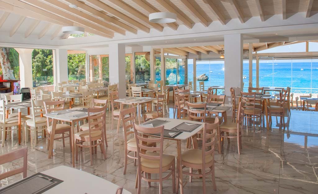 Blue Princess Beach Hotel & Suites, Corfu – HolidayGems