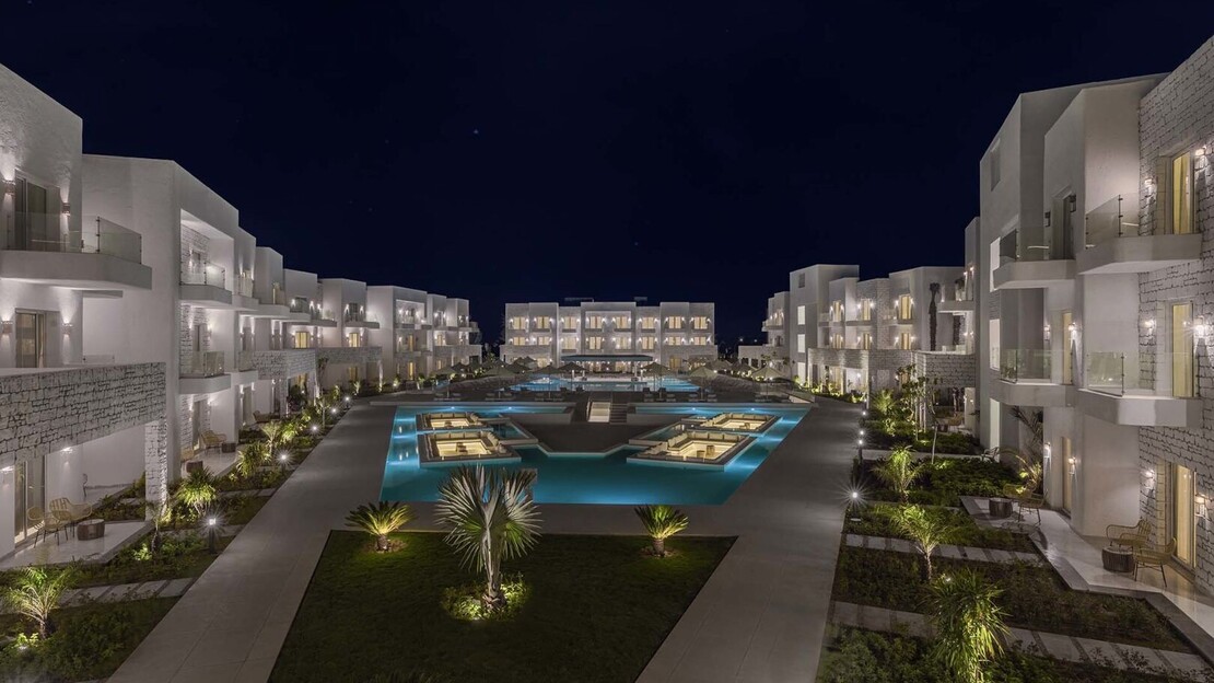 White Hills Resort 2026/2027 – Hotel