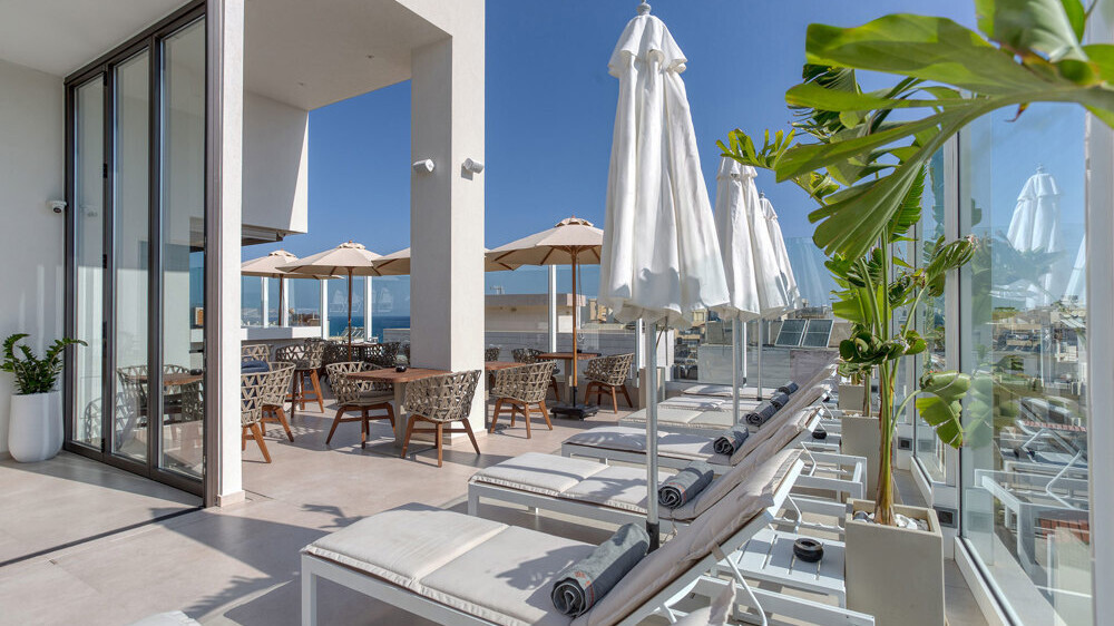 Ethereal White Resort 2025/2026 – Hotel