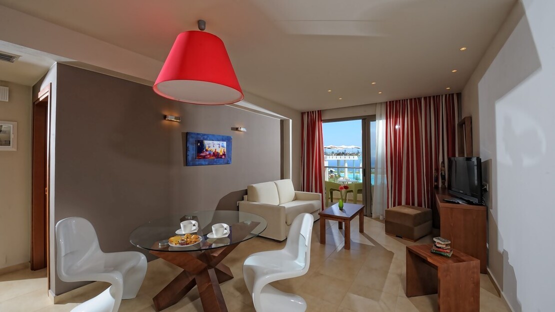 Royal Heights Resort & Spa, Crete – HolidayGems.co.uk