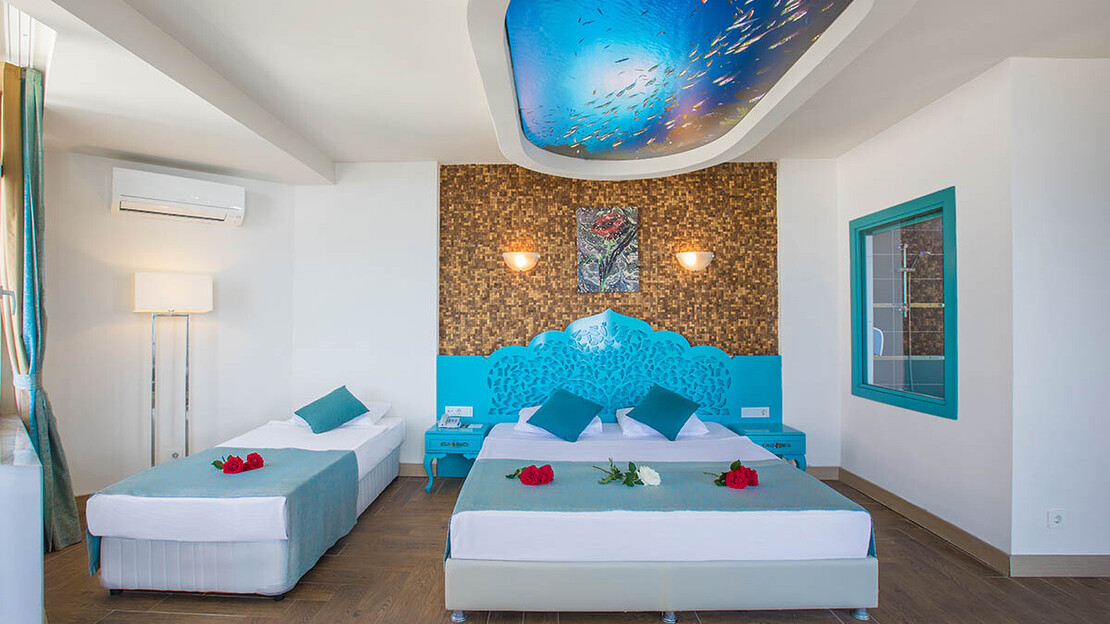 Meridia Beach Hotel2026/2027 – Hotel