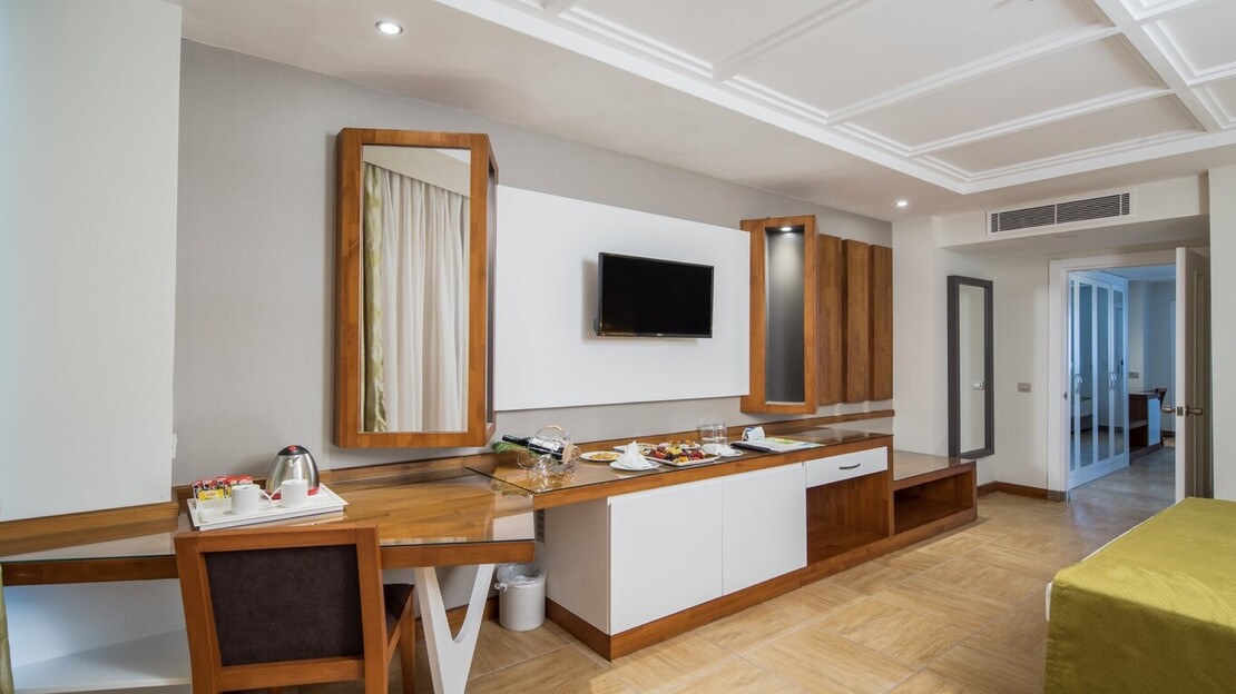 Crystal Waterworld Resort & Spa, Turkey Holiday 2026/2027