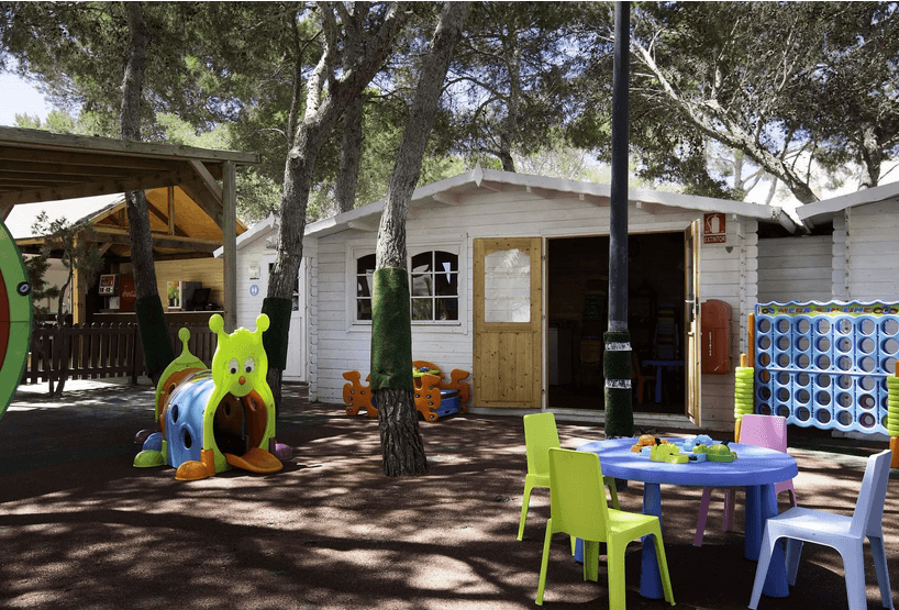 Alua Suites Las Rocas, Cala D’Or, Majorca