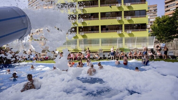 Benidorm Celebrations Music Resort, Spain – HolidayGems.co.uk