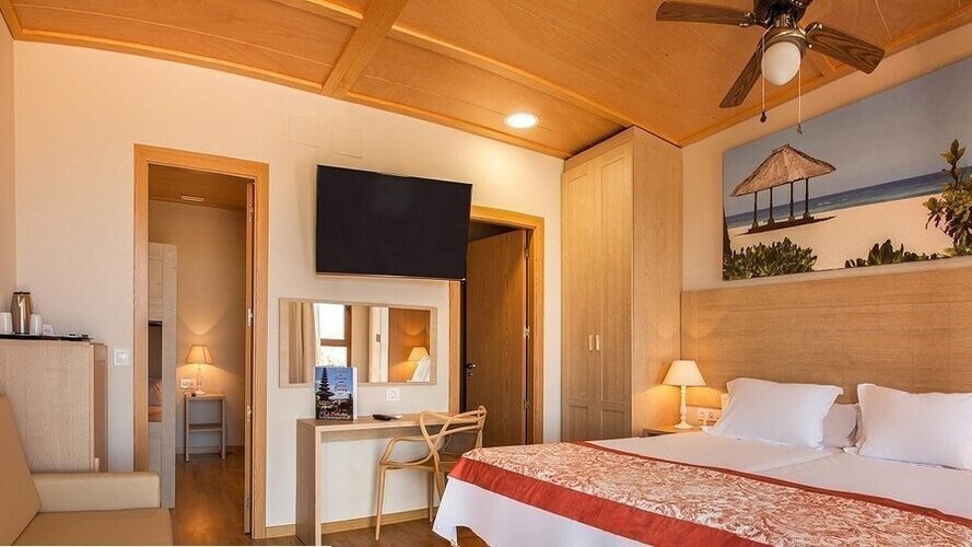 Magic Natura Animal, Waterpark Resort, Spain