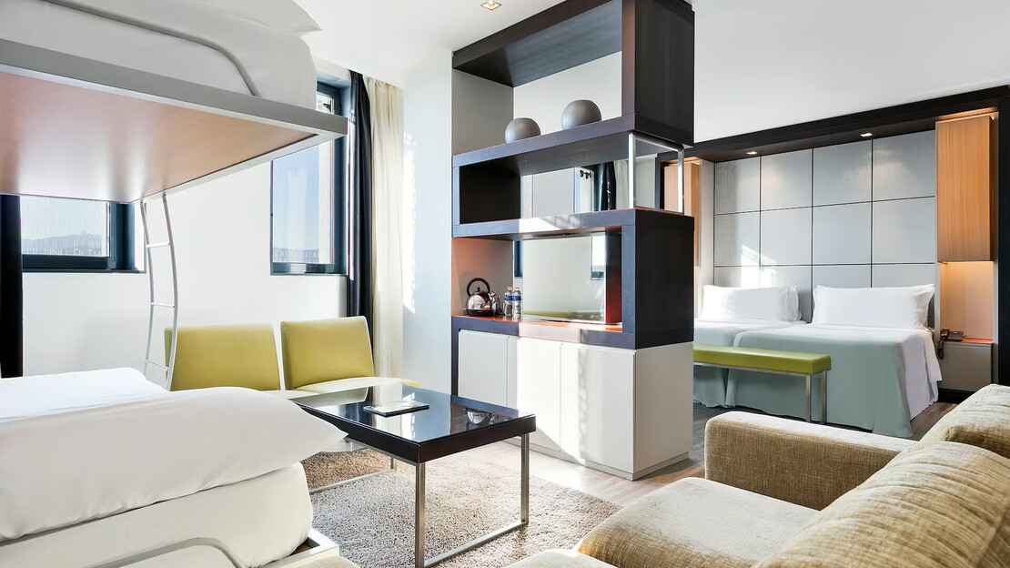 Hotel Barcelona Condal Mar, Spain Holidays – HolidayGems.co.uk