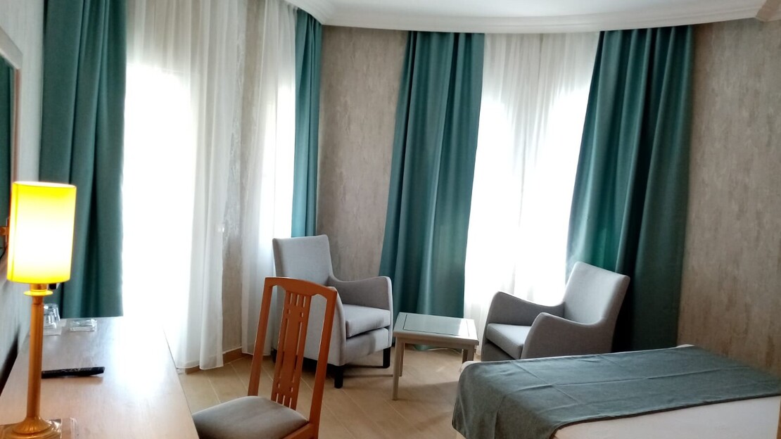 X Life Hotel2026/2027 – Hotel