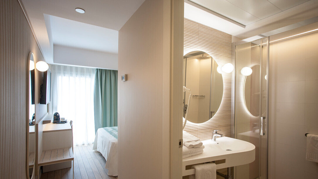 Hotel Ambassador Playa II, Benidorm, Spain – HolidayGems