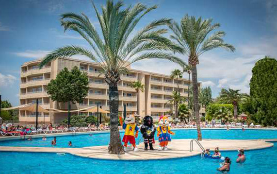 Club Cala Romani : HolidayGems Holidays